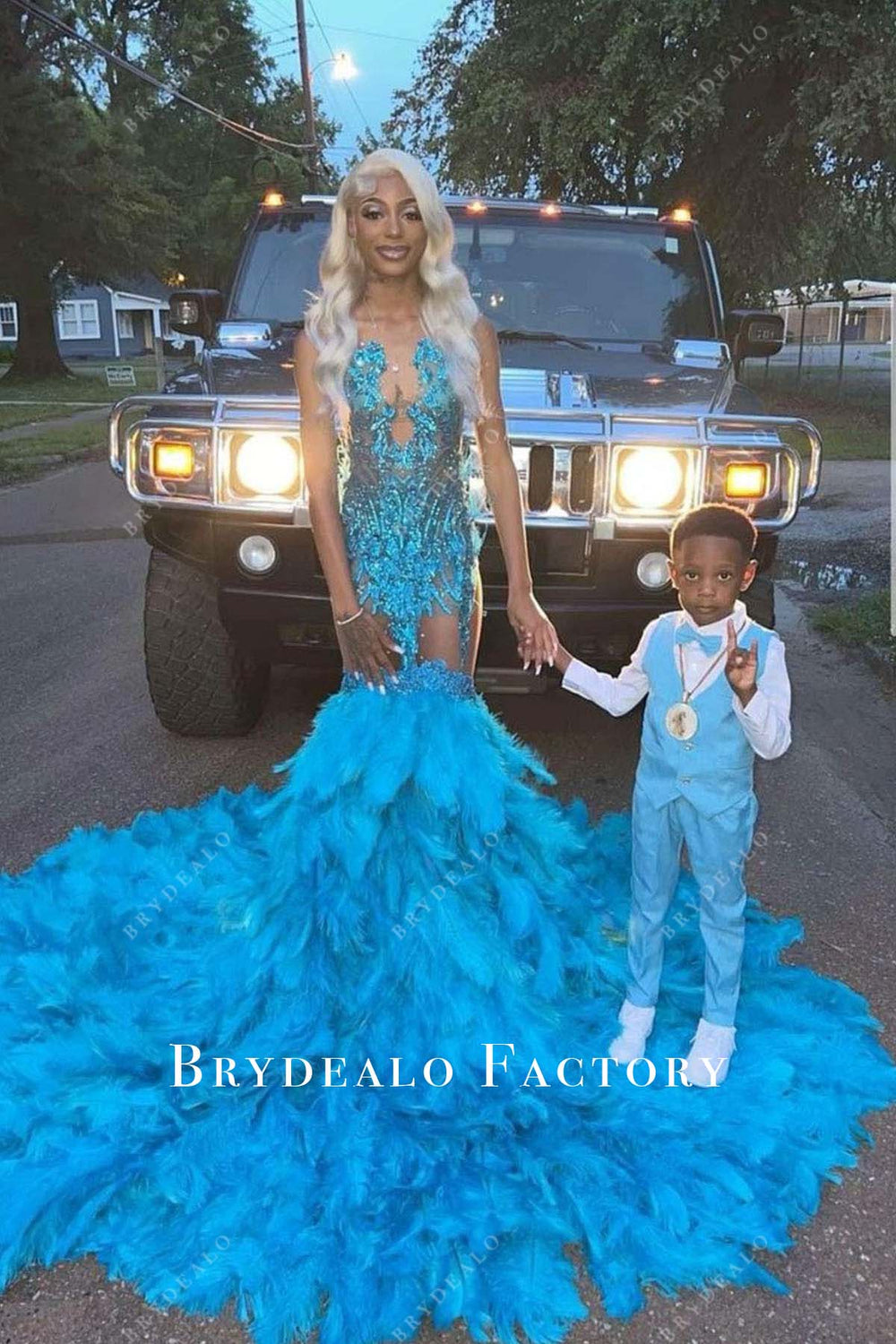 Pool Blue Big Feathers Trumpet Luxury Sequins Prom Dress