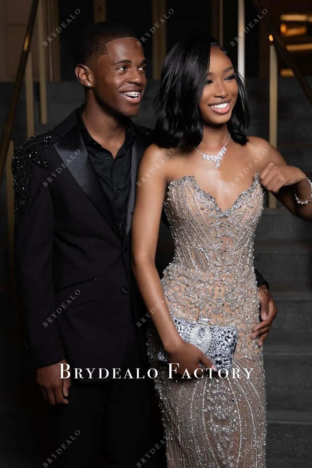 Sparkly Rhinestones Sequined Strapless V-Neck Prom Dress