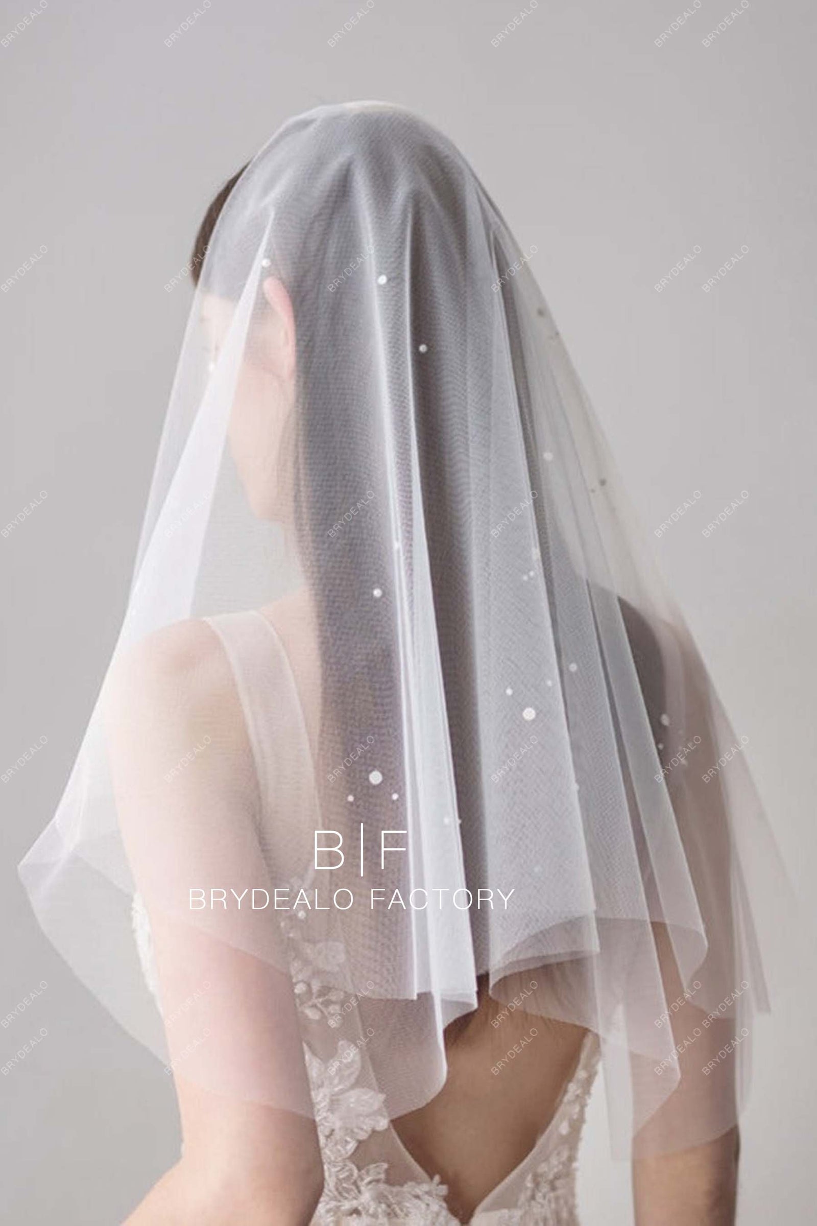 Cute Elbow Length Wedding Veil Pearls Short Veil