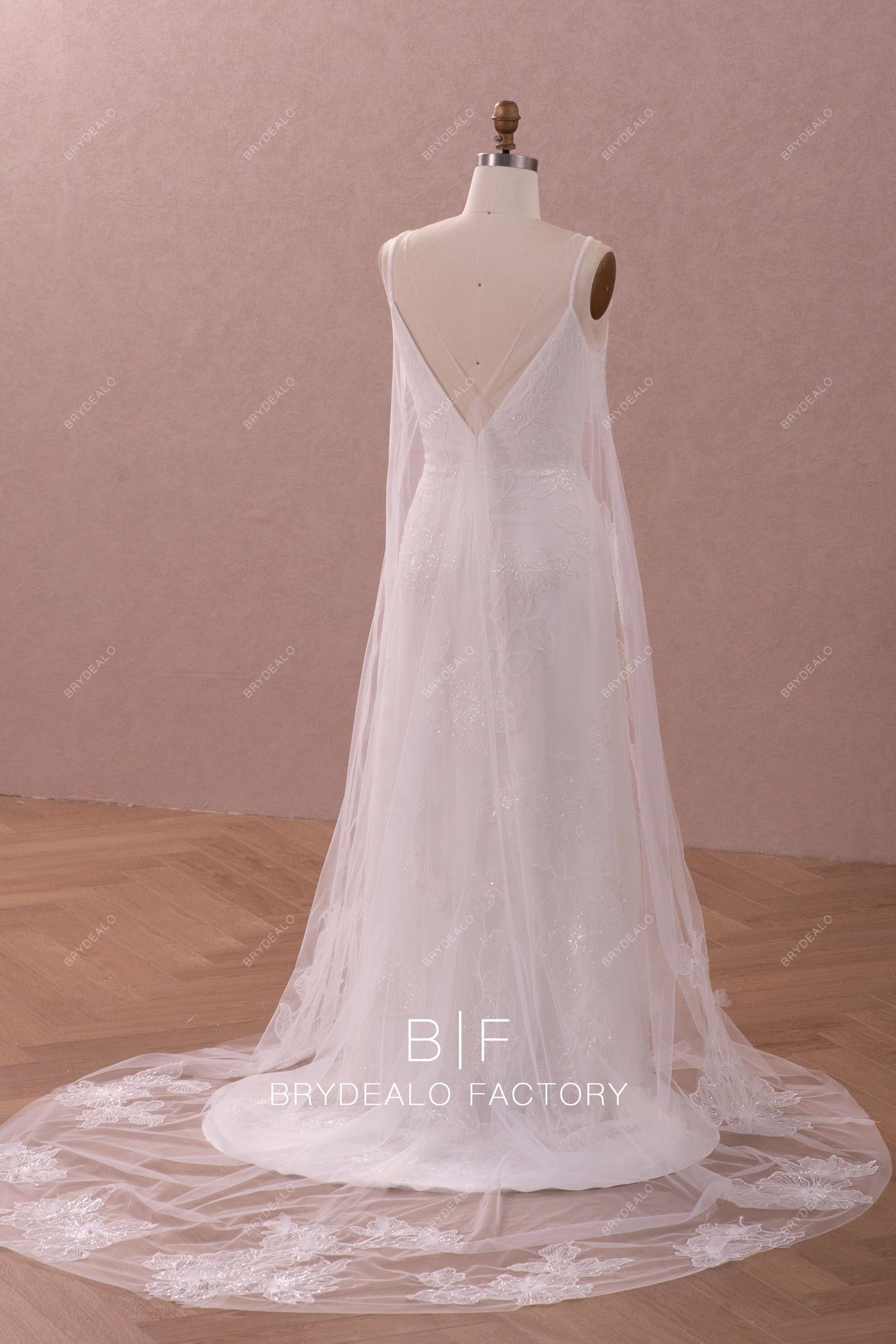 Shimmery Lace Sleeveless Mermaid Wedding Dress with Detachable Robe