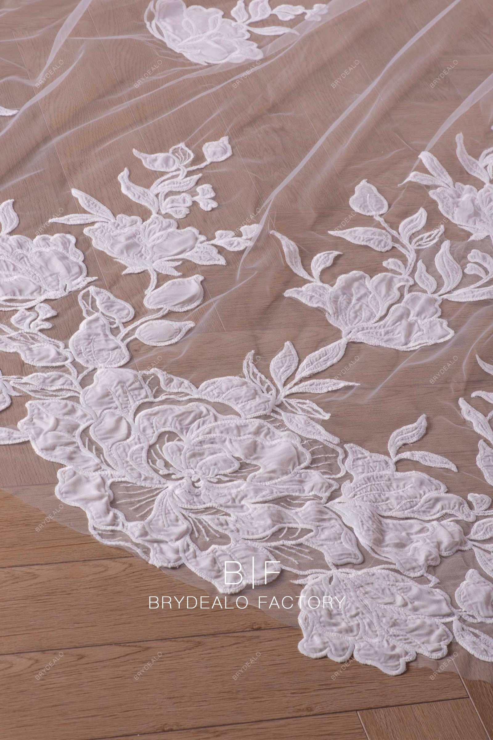 Designer Flower Lace Single Tier Royal Length Wedding Veil